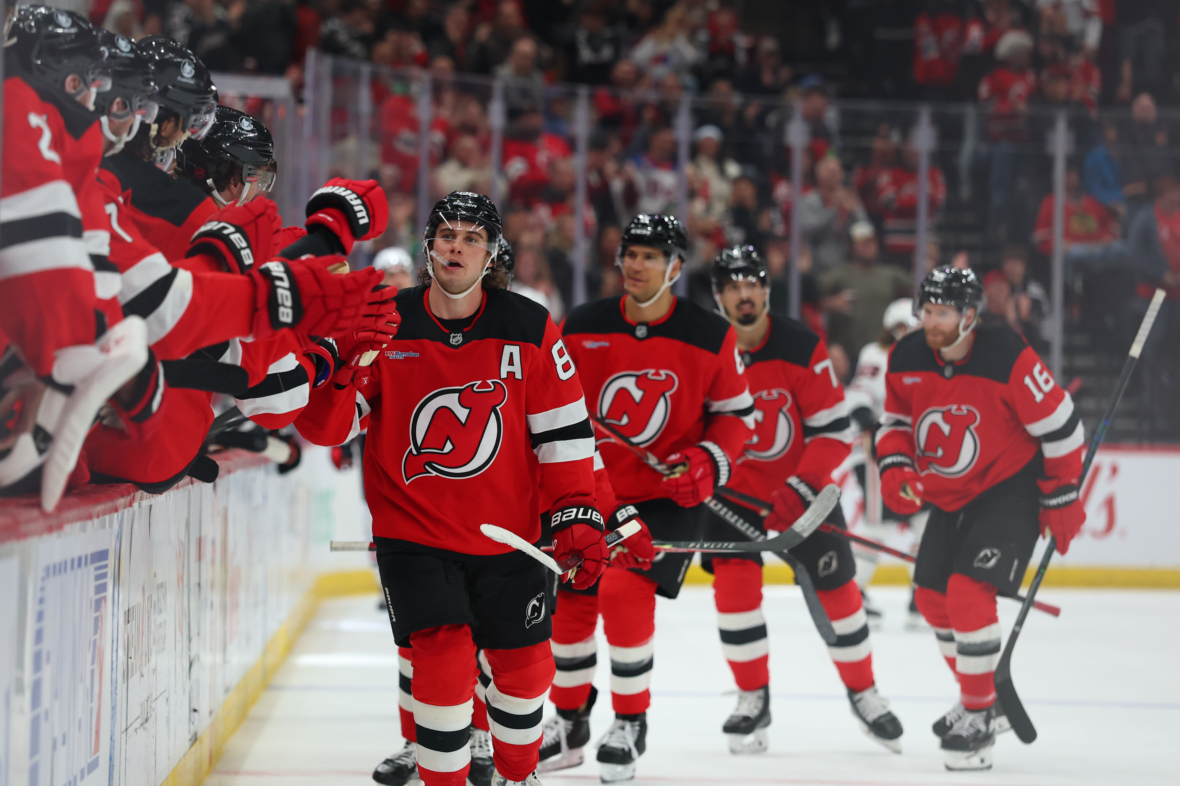 Devils Offense Stays Hot in Come-From-Behind Win Over Blackhawks