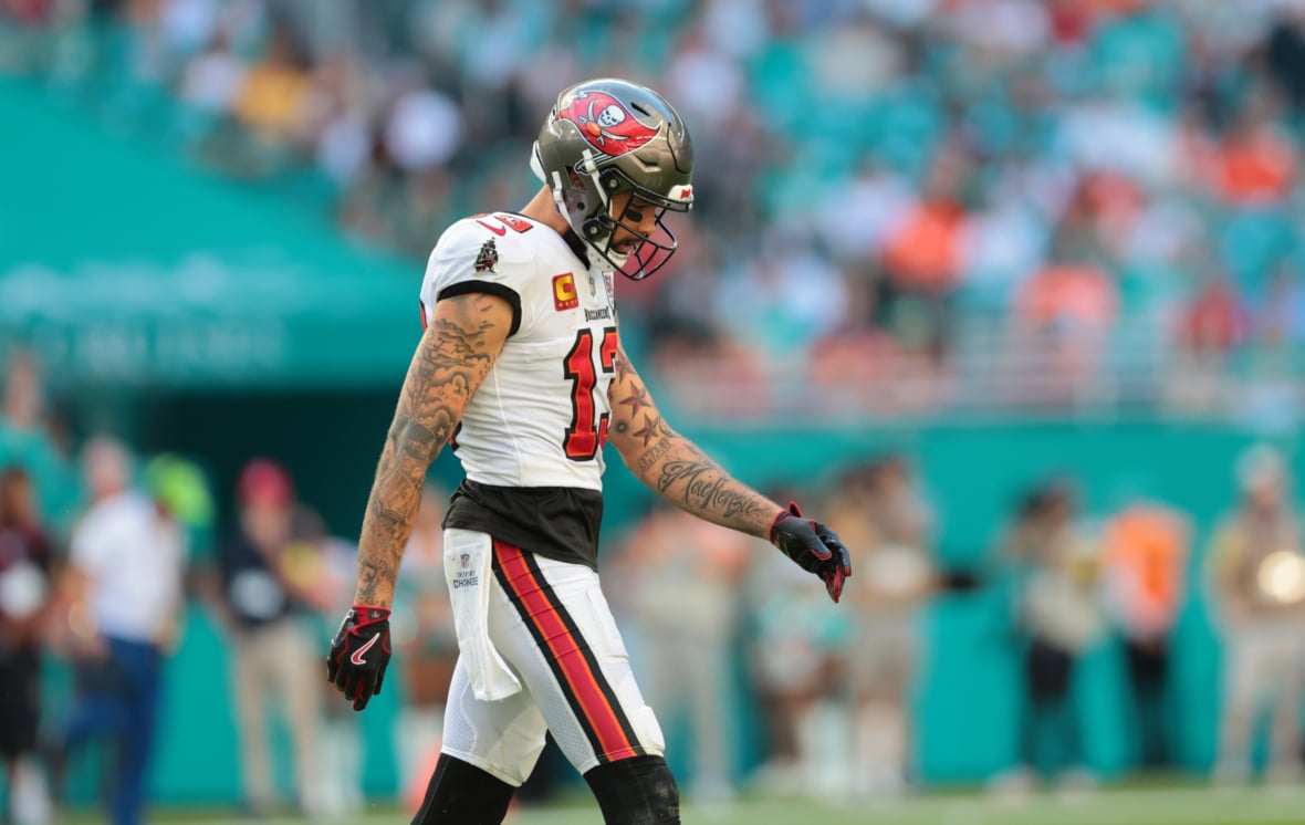 NFL Execs Give SF 49ers Mike Evans Signing VERY Mixed Reviews: 'This ...