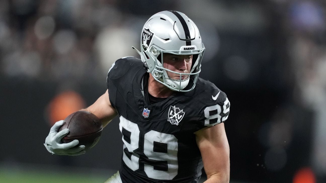 Las Vegas Raiders Face Brock Bowers Extension Decision as NFL Tight End ...