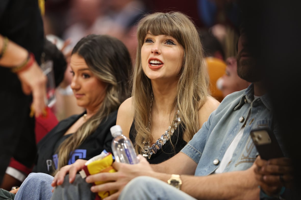 Hot Mic Meltdown: Knicks Analyst Calls Out Taylor Swift's Fake Fandom ...